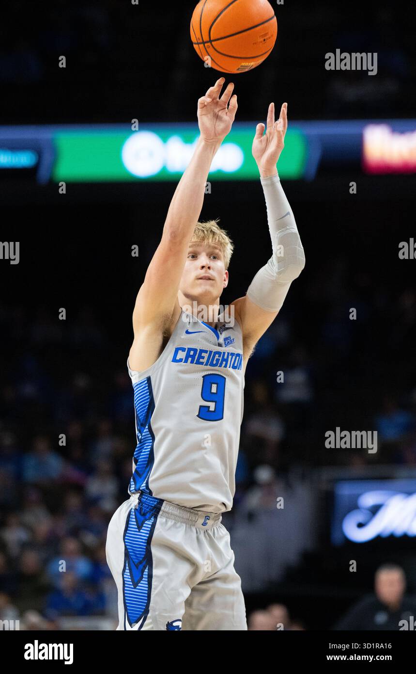 Creighton's Ty Davis (9) shoots against Colorado State during the first ...