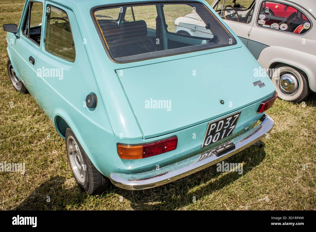 The Fiat 127: an icon among the utility cars of the time and at the ...