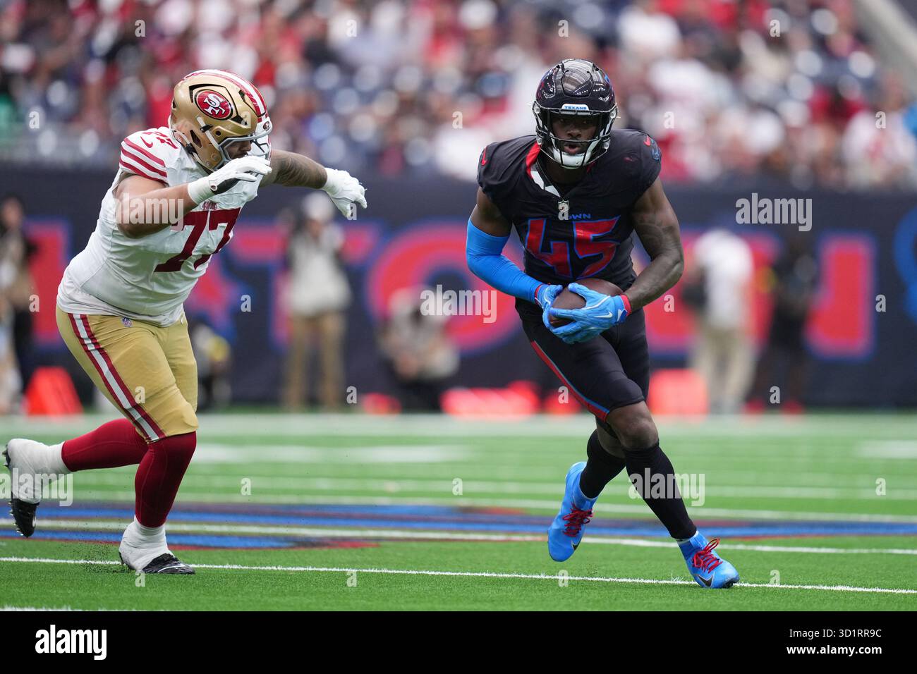 Houston Texans linebacker E.J. Speed (45) runs past San Francisco 49ers ...