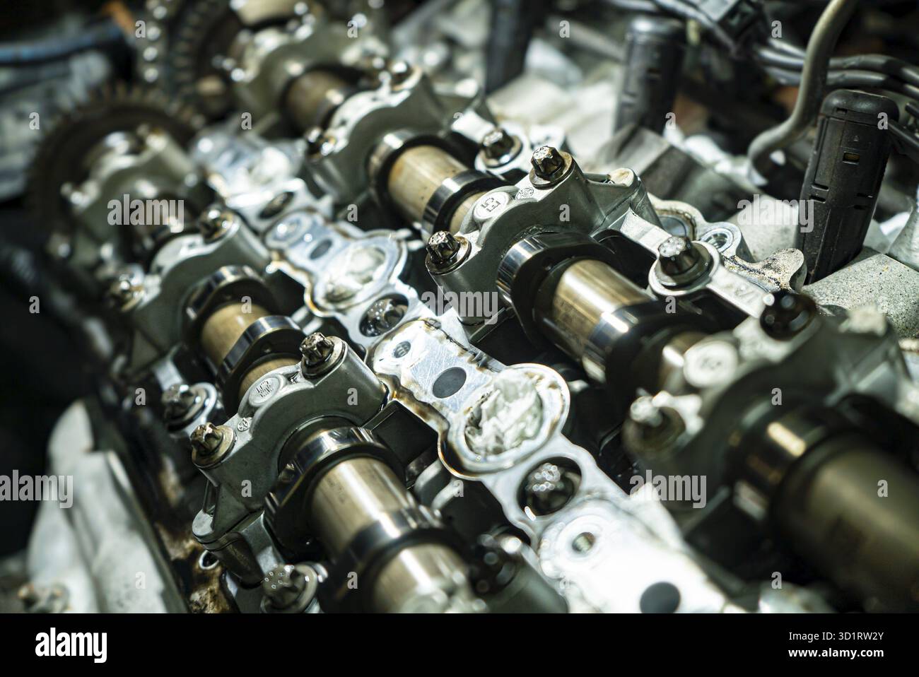 Detail car engine camshafts disassembled hi-res stock photography and ...