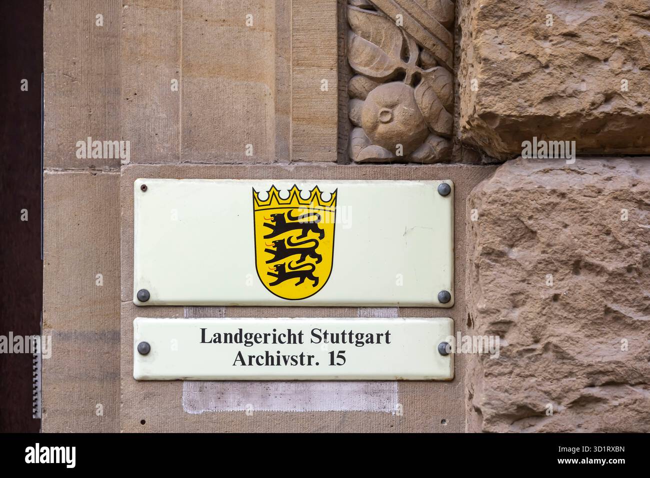 Landgericht Stuttgart. Schriftzug am Gerichtsgebäude. // 27.10.2025 ...