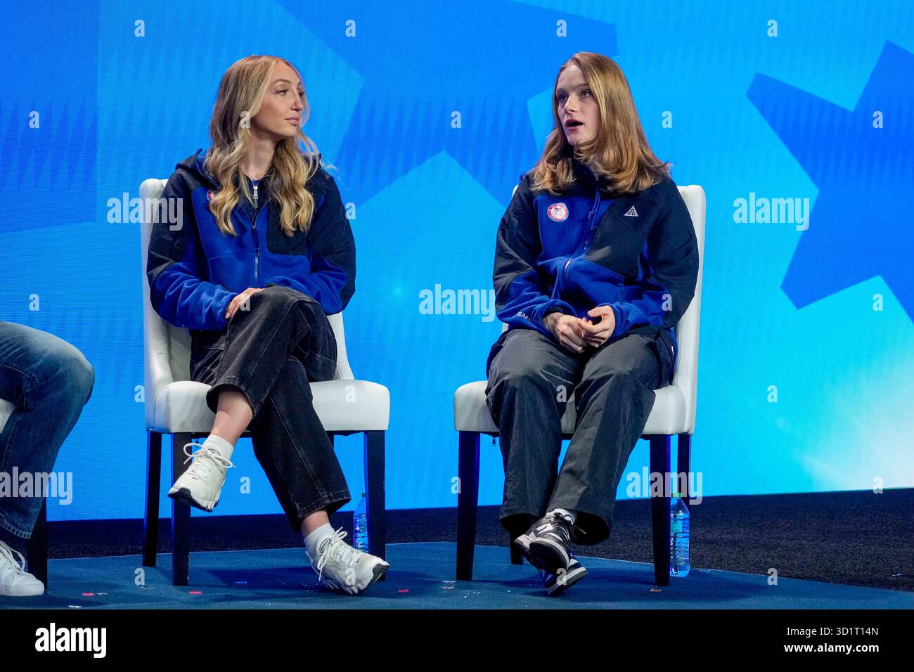 Speedskater Kristen Santos-Griswold and Corinne Stoddard during Team ...