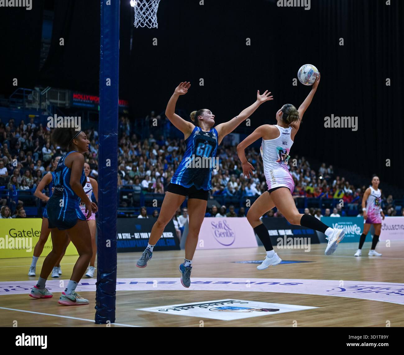 Loughborough netball hi-res stock photography and images - Alamy