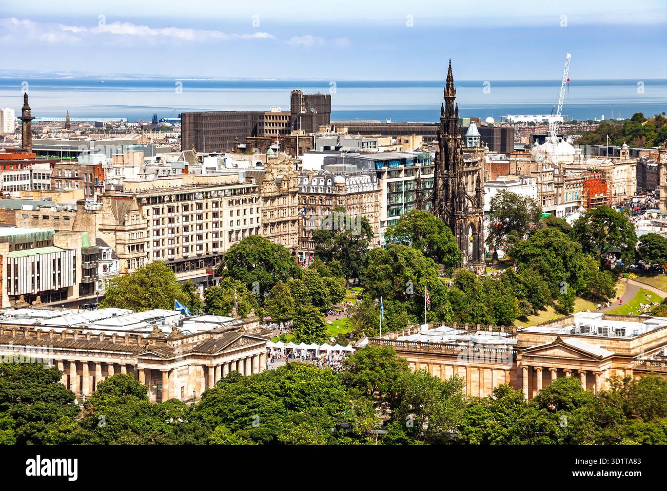 Panoramic view of central Edinburgh, Scotland, featuring the Scott ...