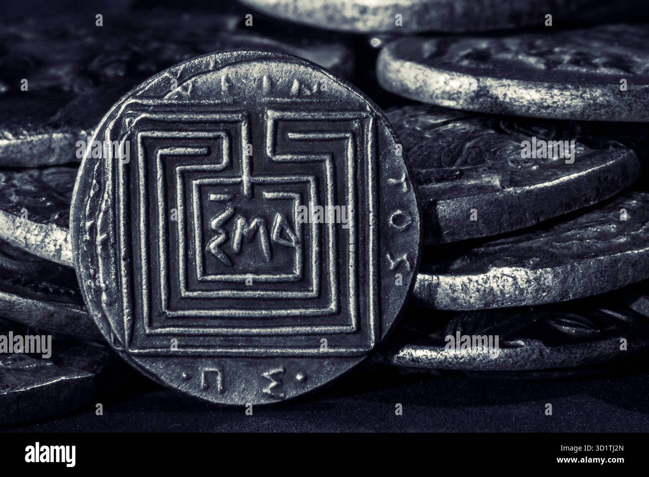 Minotaurus hi-res stock photography and images - Alamy