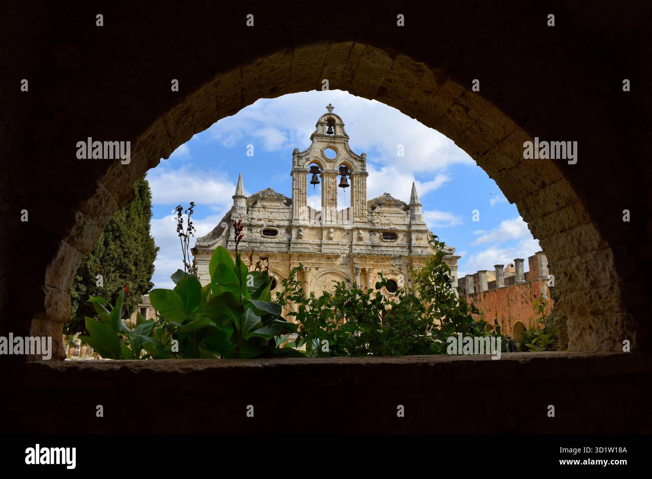 Monastery arkadi kloster arkadi in kreta insel kreta hi-res stock ...