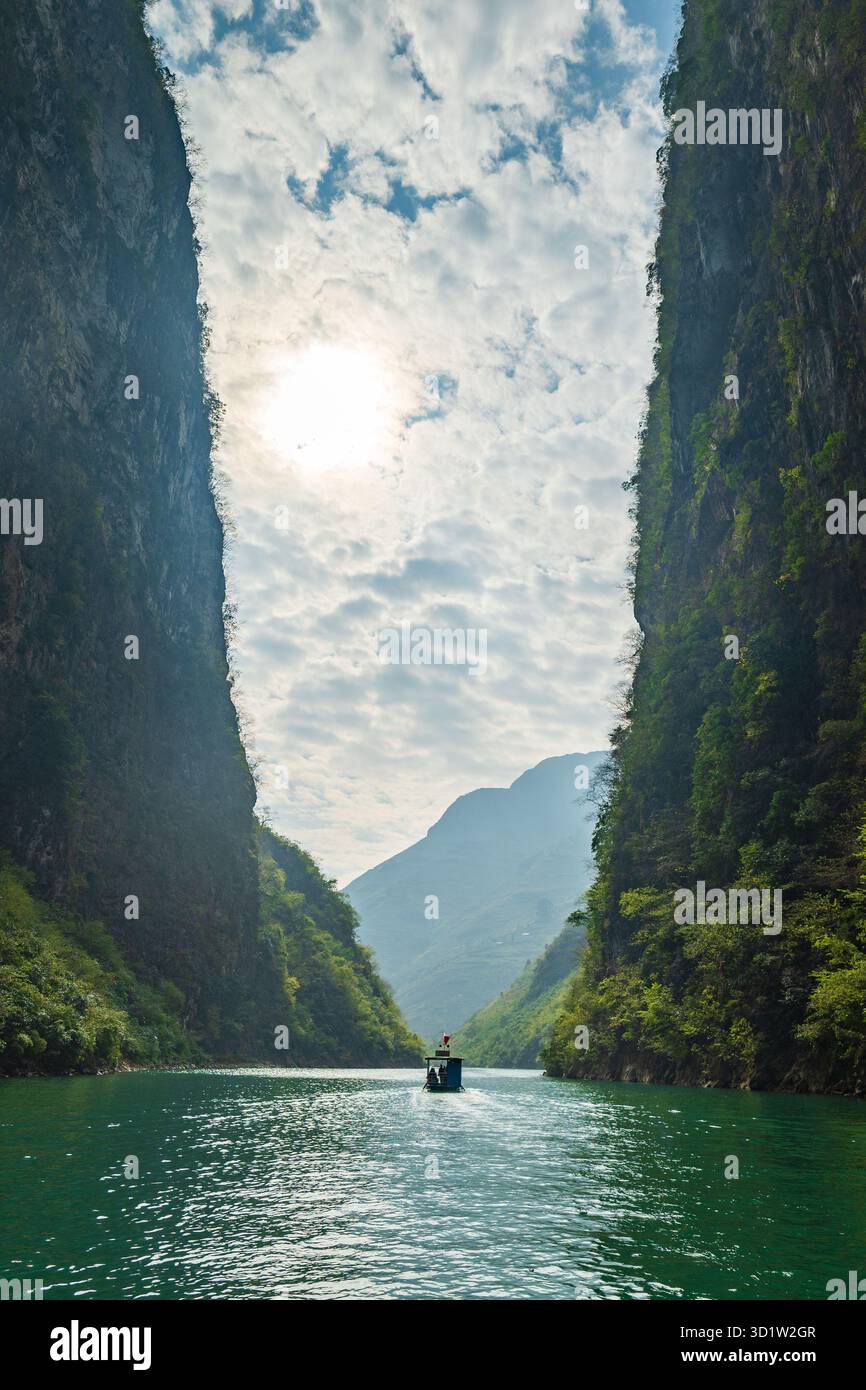 Nho Que River boat cruise view in Ha Giang, Northern Vietnam. Popular ...