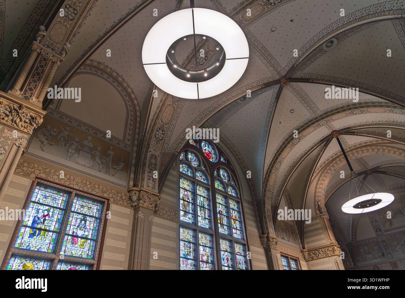 Gothic vault ceiling hi-res stock photography and images - Alamy