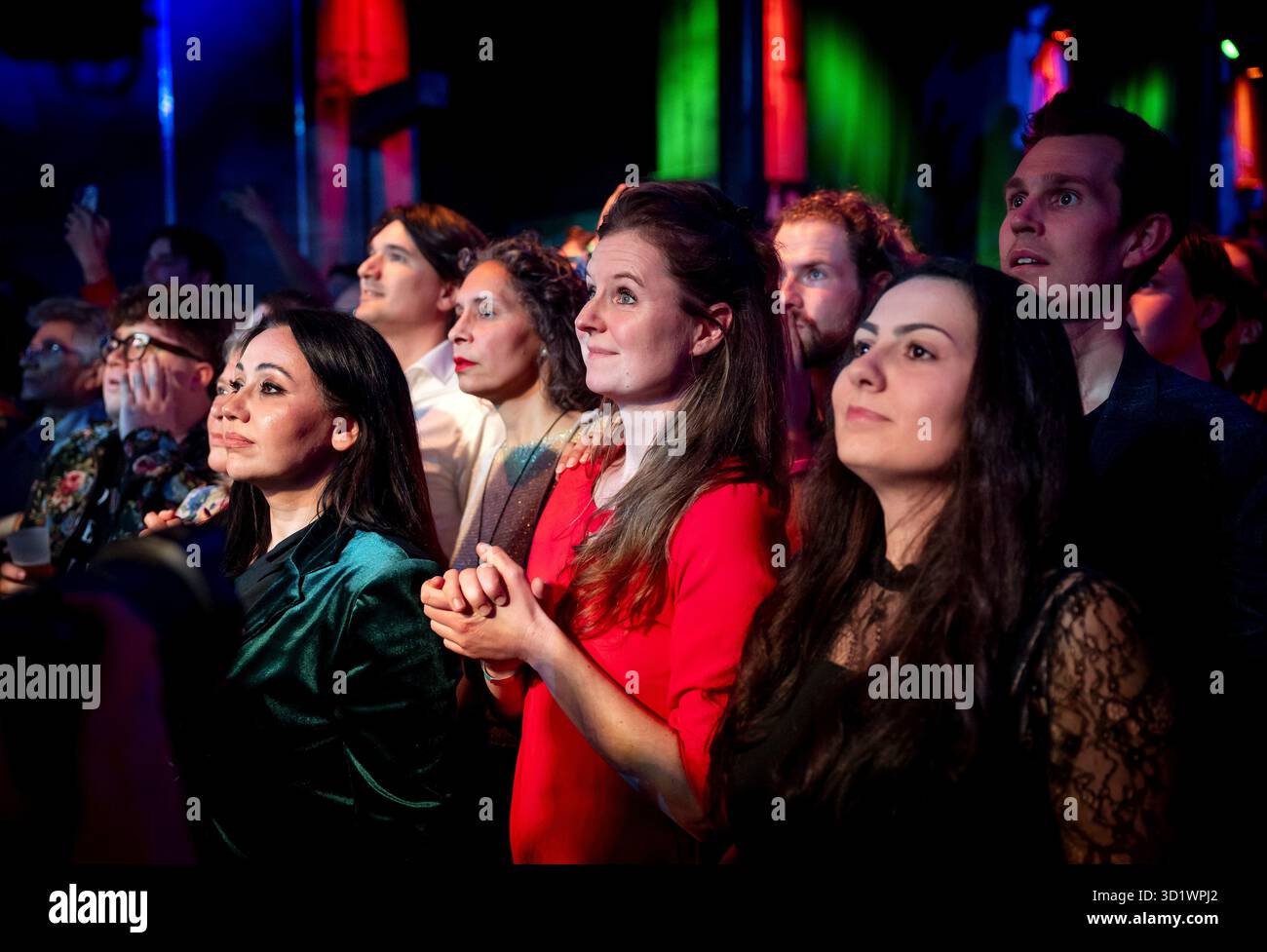 ROTTERDAM - GroenLinks-PvdA party members are following the results of ...