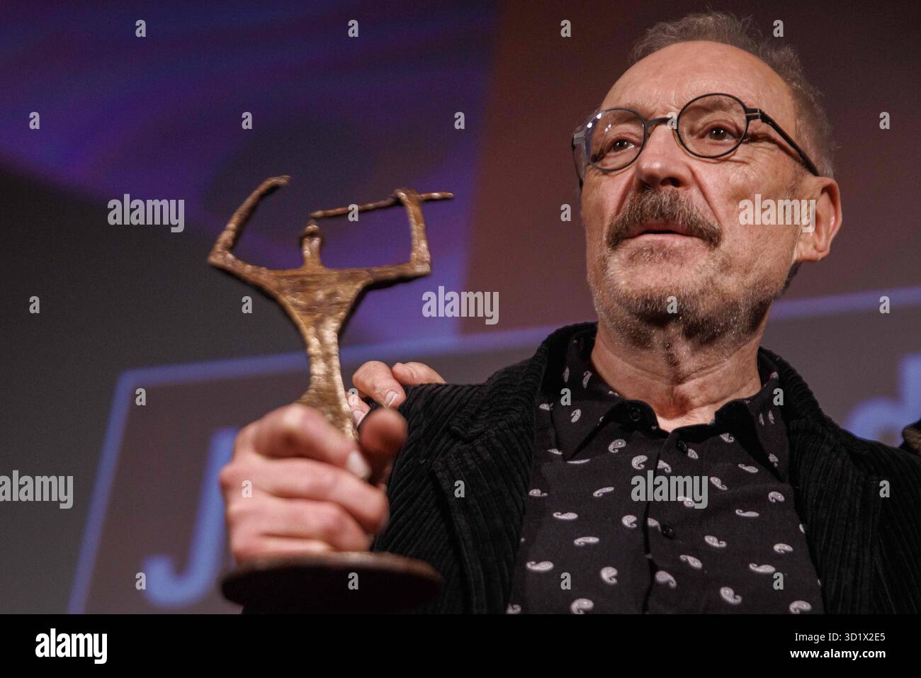 29 October 2025, Berlin: Austrian actor Josef Hader receives the Ernst ...