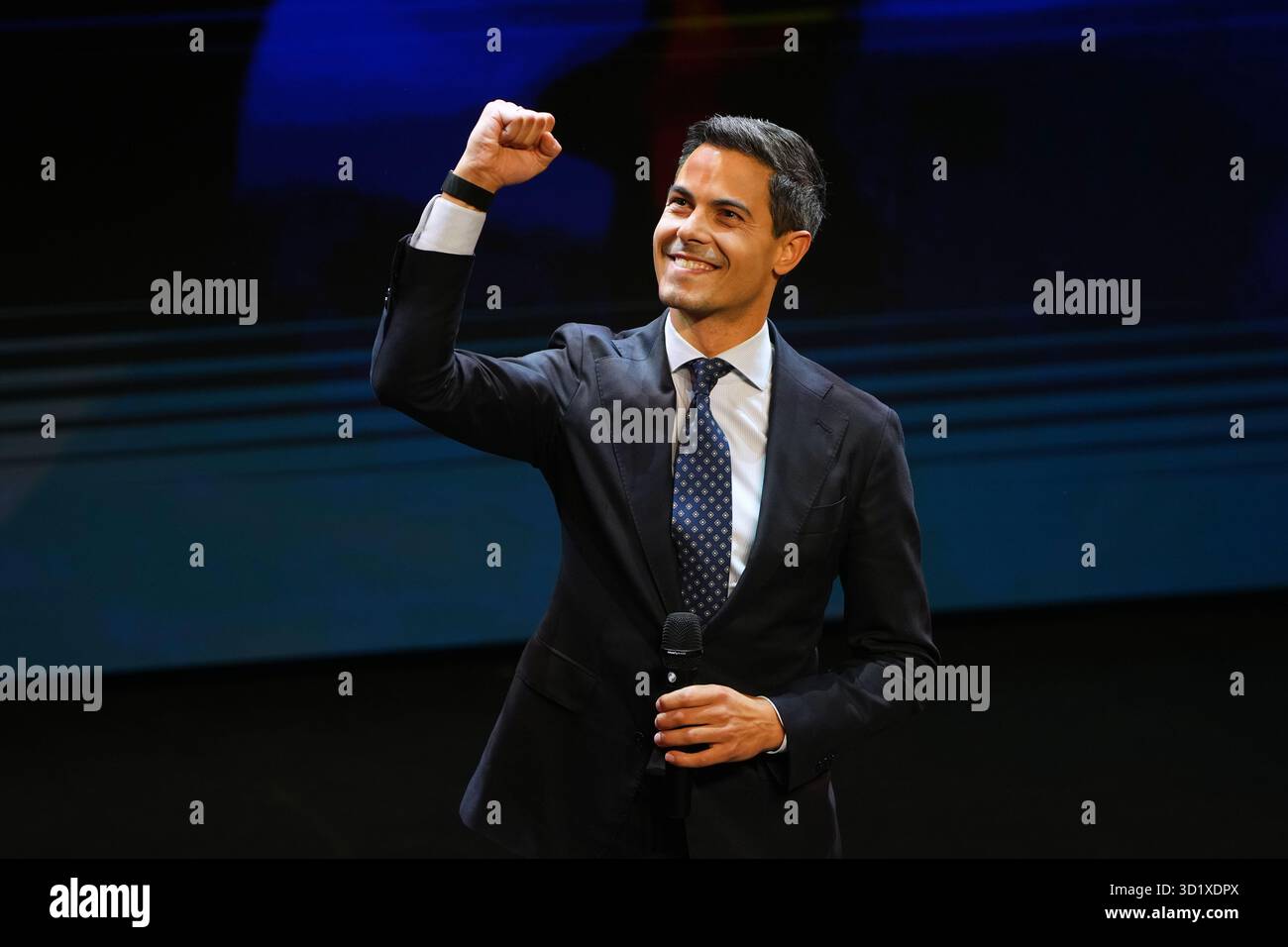Rob Jetten, leader of the center-left D66 party, speaks on stage during ...