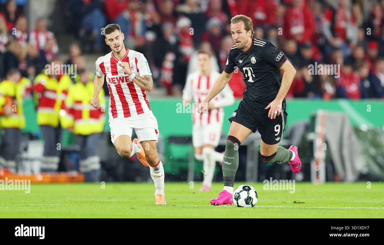 left to right: Tom Krauss, Harry Kane (Bayern) Cologne, October 29 ...