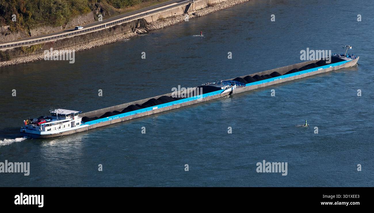 Inland navigation, coupling association, engine ship with a ply ...