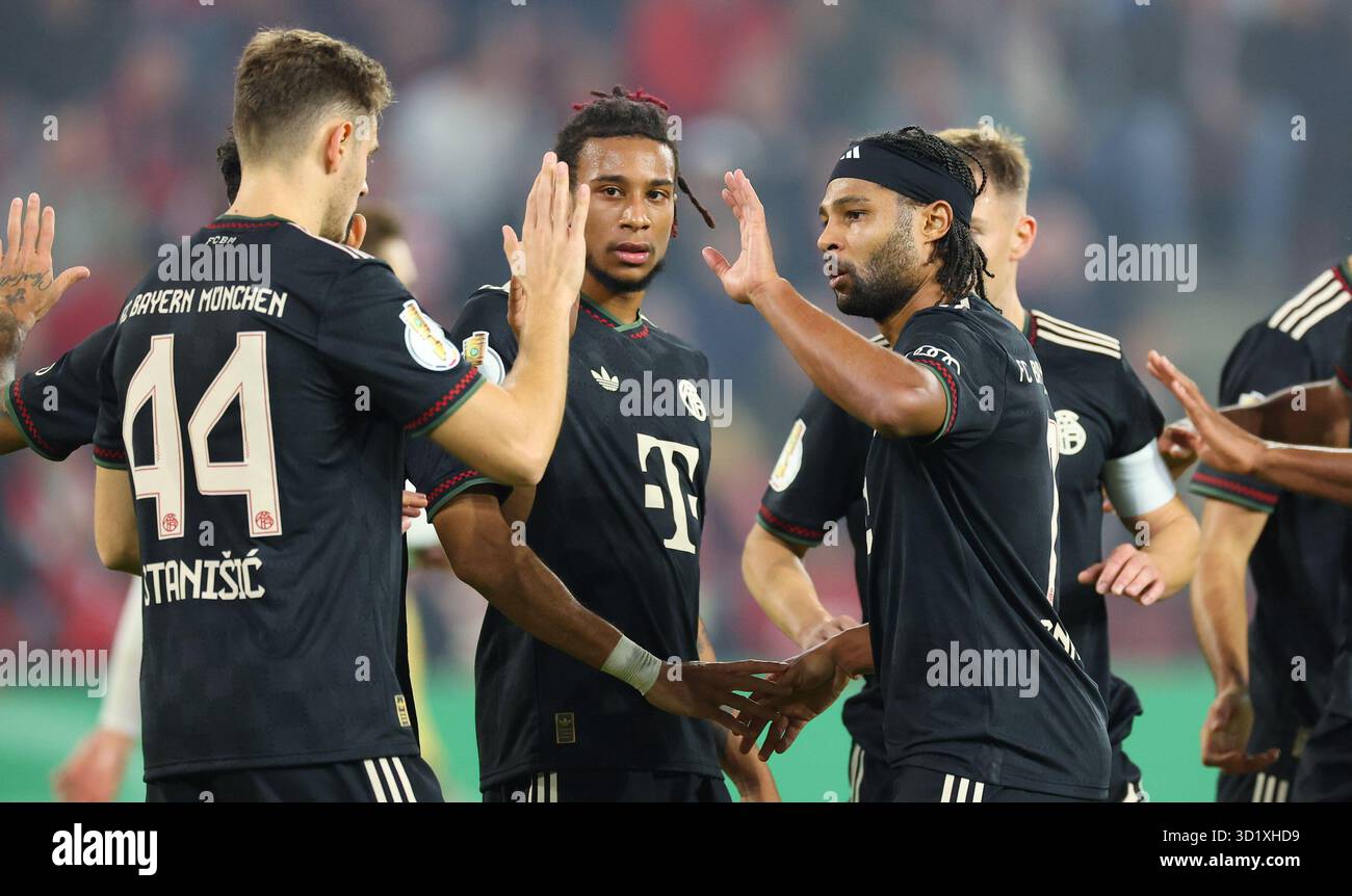 1:1 Goal, celebration, from the left Josip Stanisic, goal scorer Luis ...