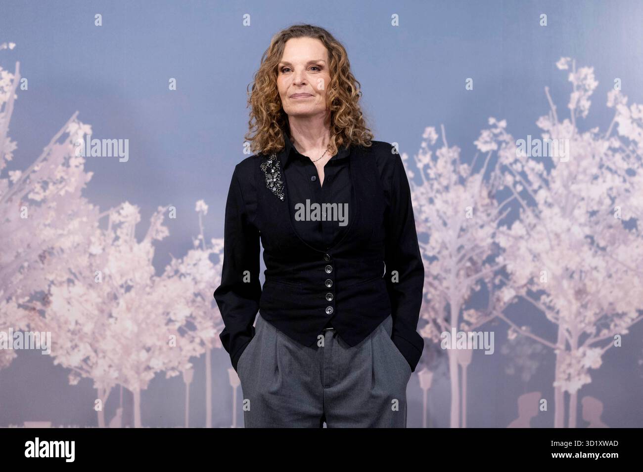 Isabelle Renauld attended 'Siempre Es Invierno' Photocall at on October ...