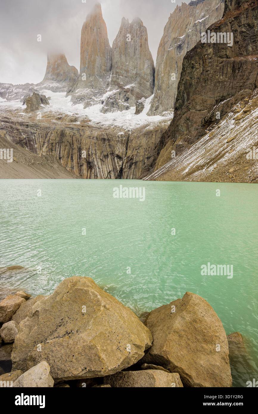 Torres del Paine, 2850 meters, W trekking, Ascencio valley, Torres del ...