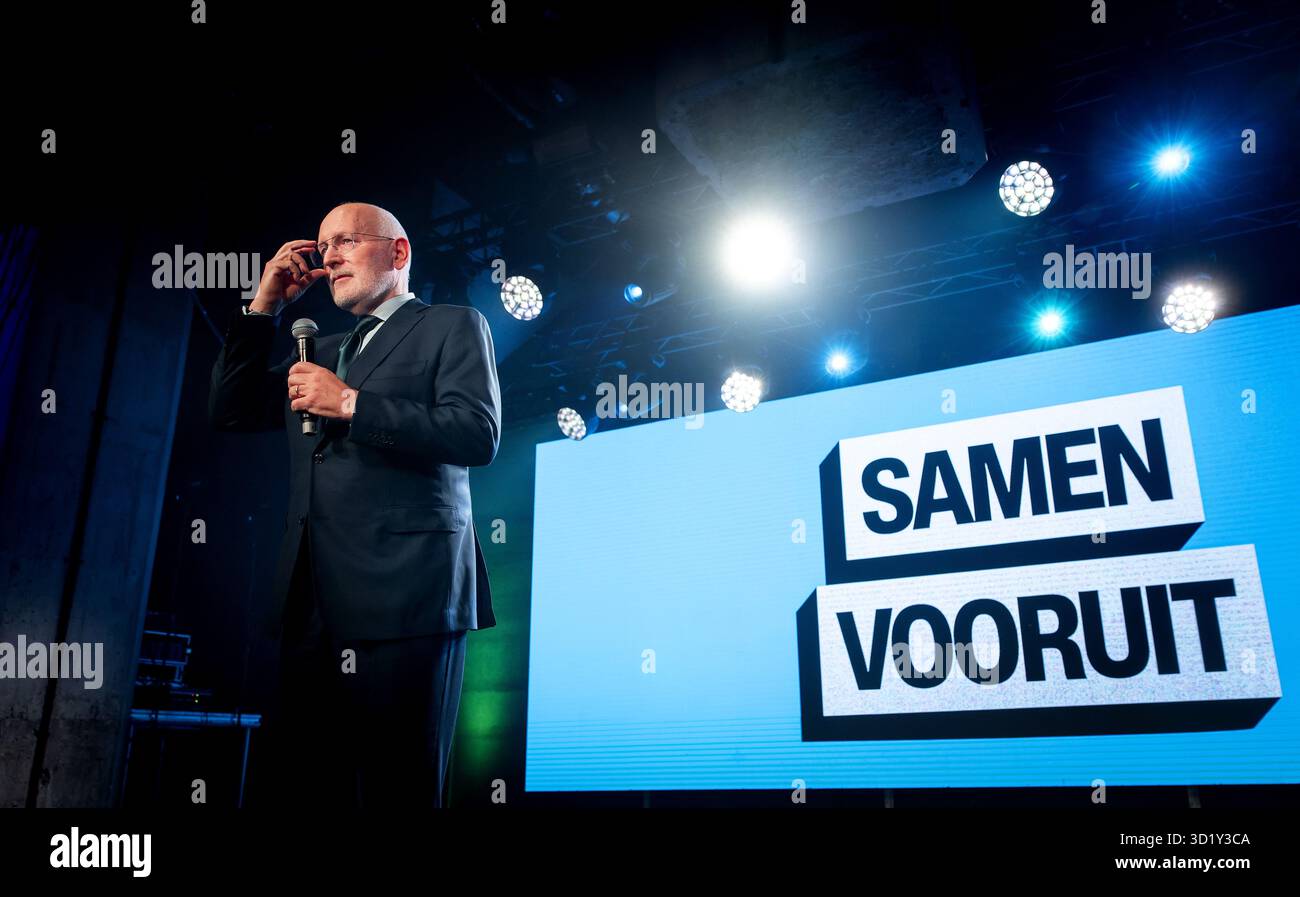 ROTTERDAM - GroenLinks-PvdA leader Frans Timmermans responds to the ...