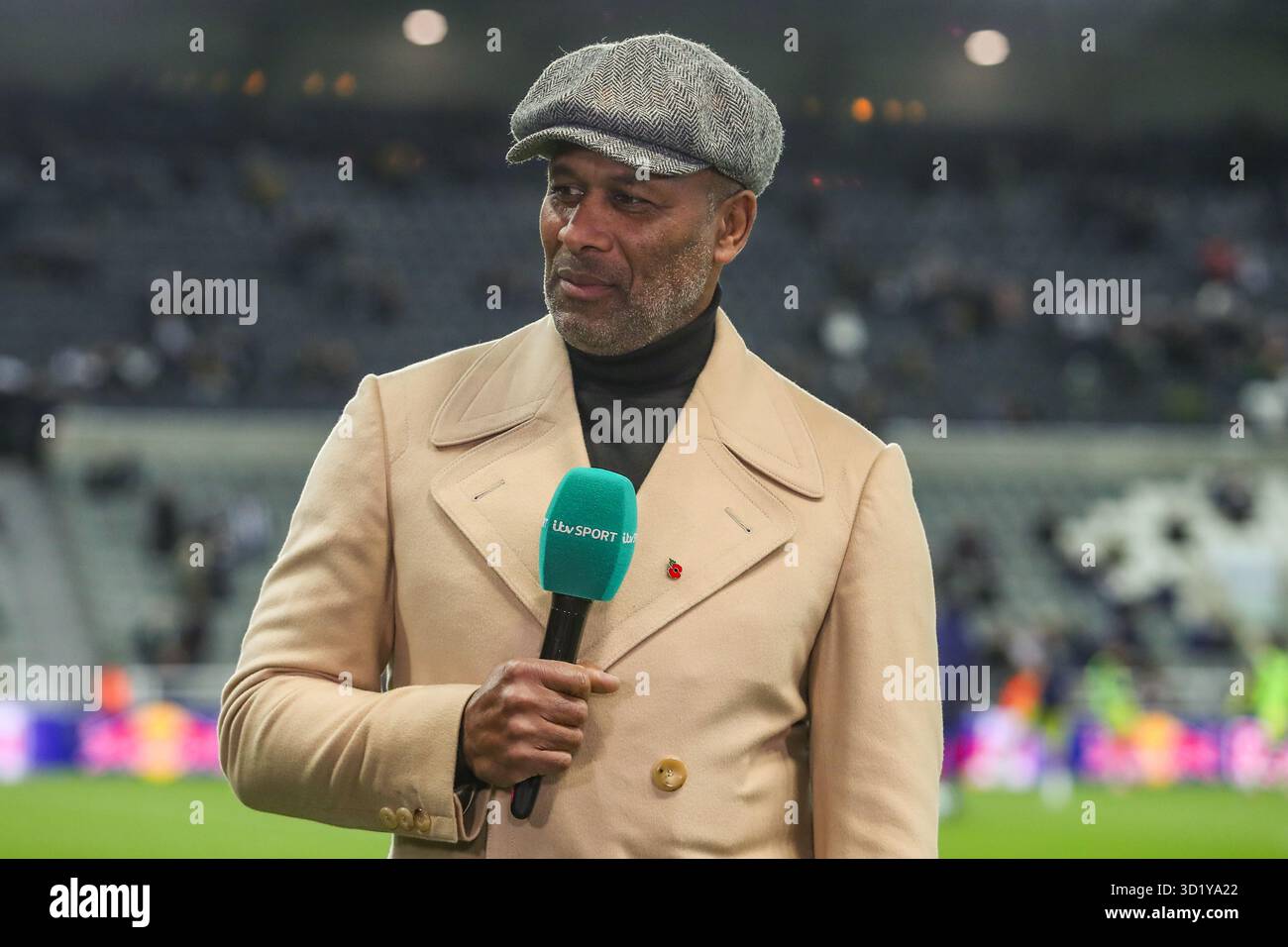 Former player and Tv Pundit Les Ferdinand during the Newcastle United v ...