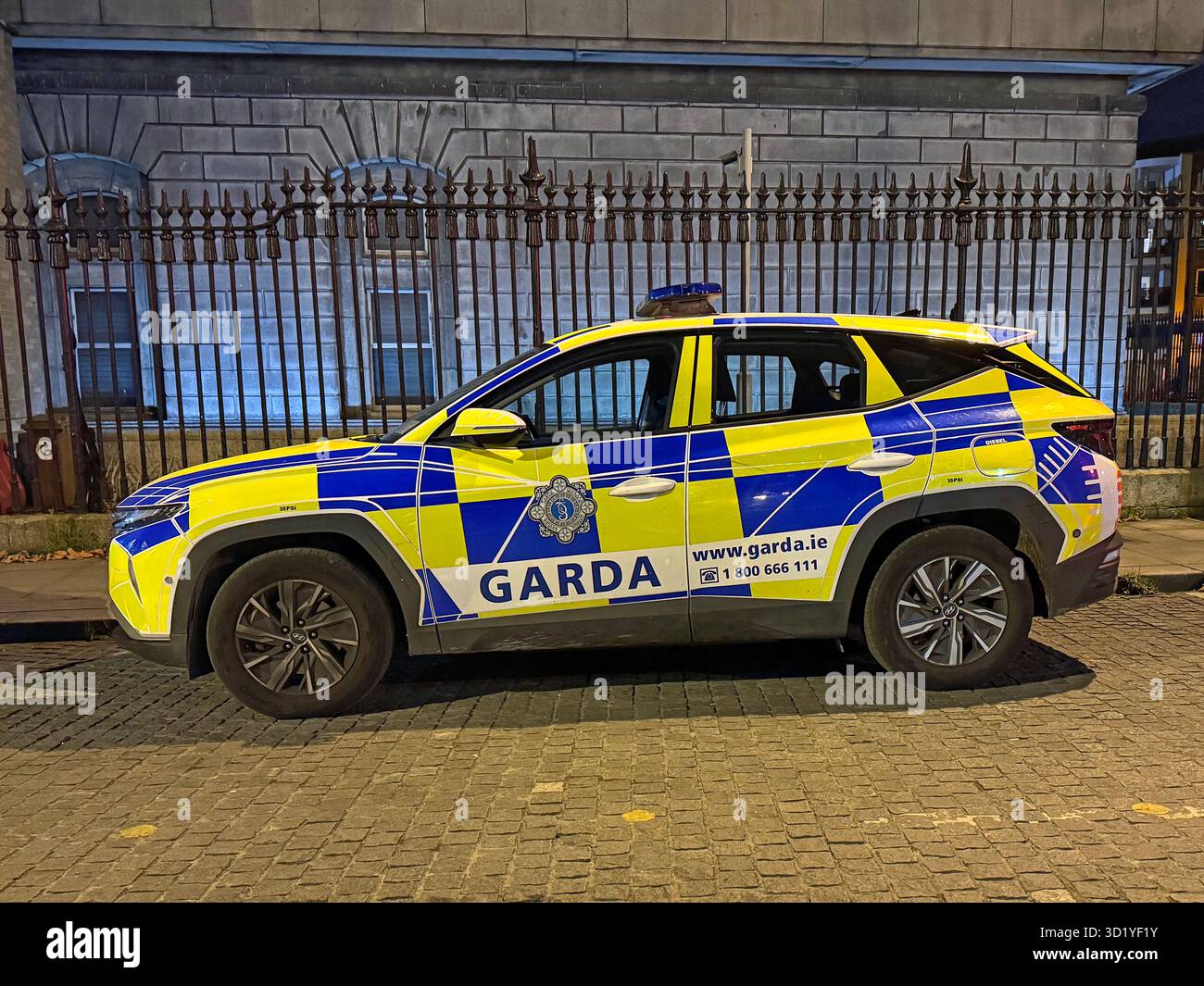 Irish police night hi-res stock photography and images - Alamy