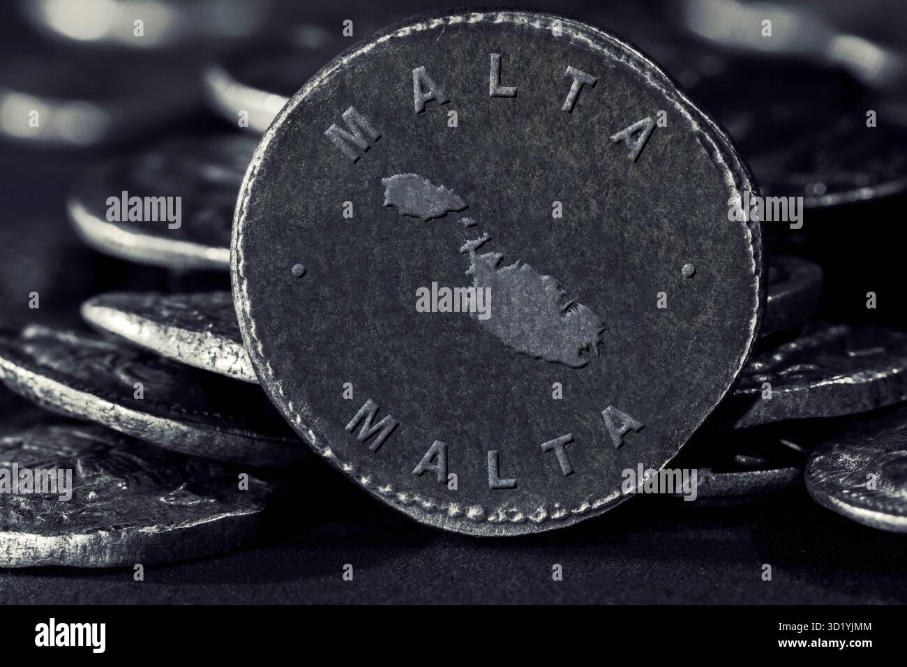 Silver Coin with Map of Malta Stock Photo - Alamy