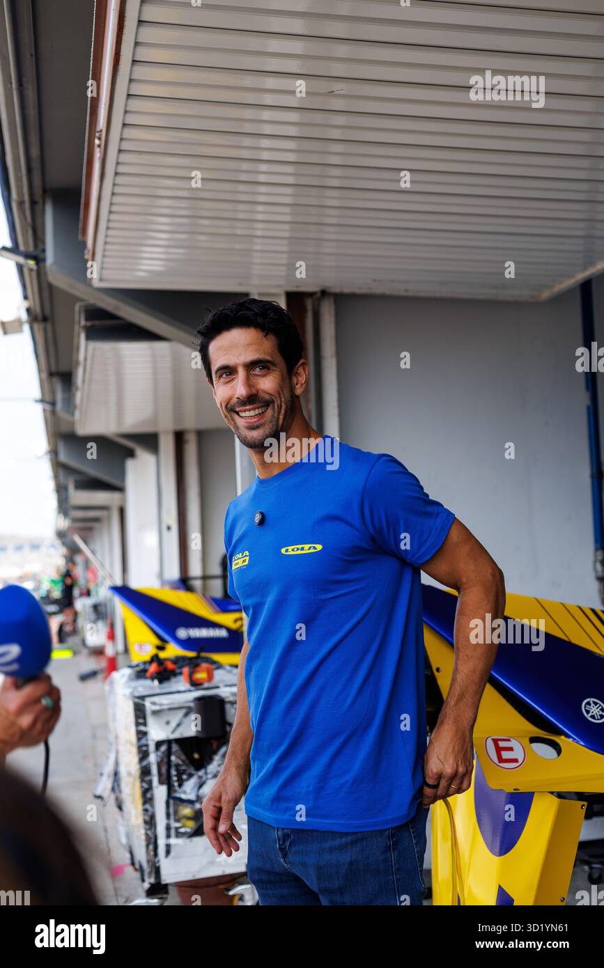 Valencia, Spain. 29th Oct 2025. Lucas di Grassi of Lola Yamaha ABT ...