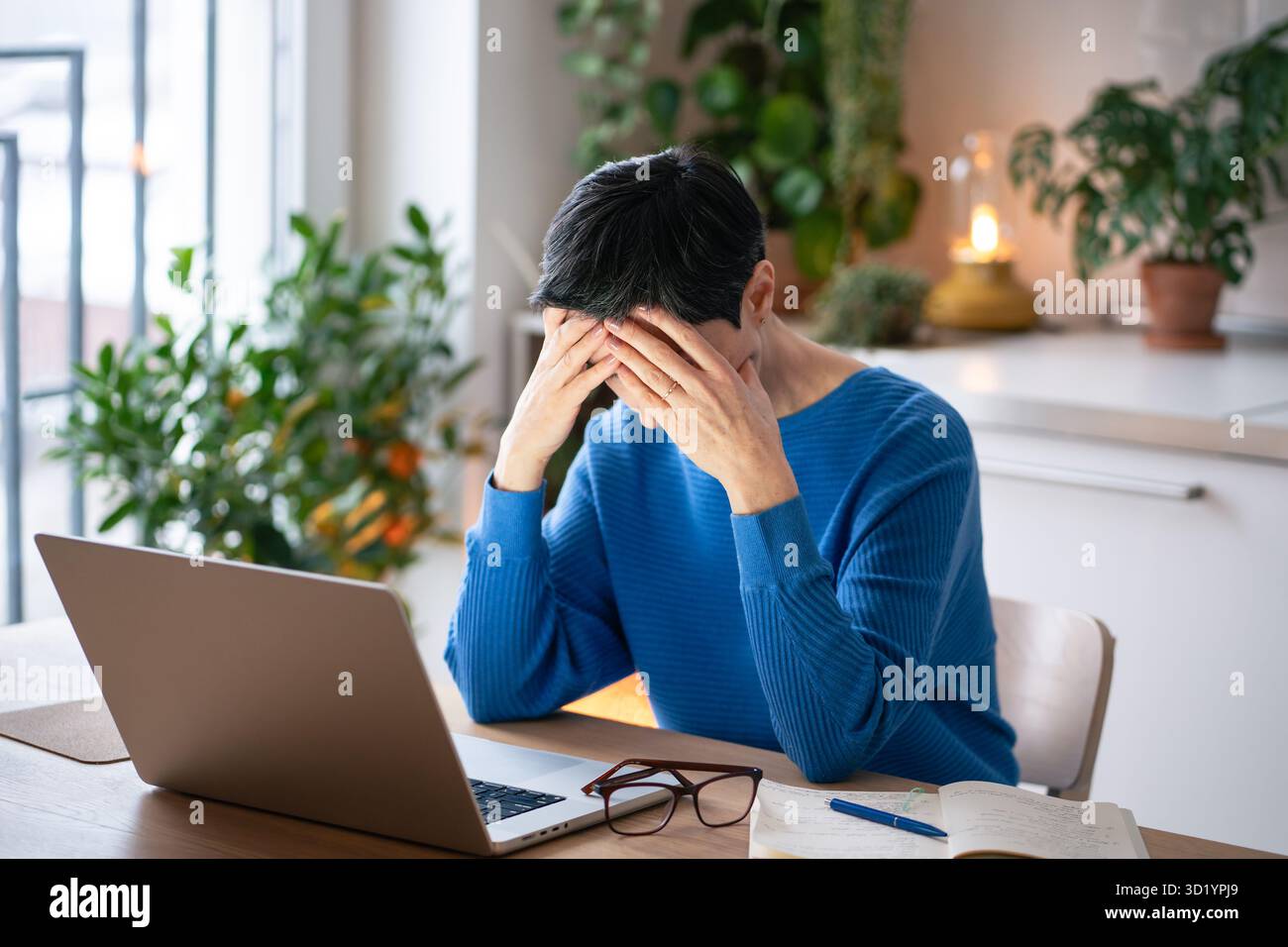 Overloaded tired mature woman hi-res stock photography and images - Alamy