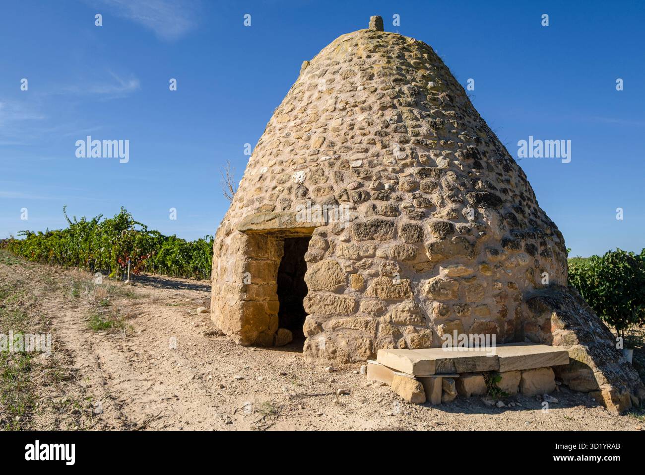 Weinbergswachterhauschen hi-res stock photography and images - Alamy