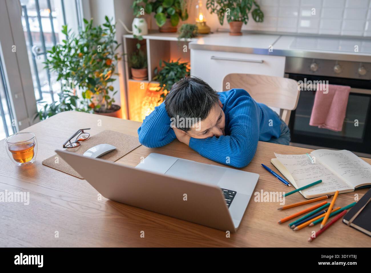 Arbeitsnoten hi-res stock photography and images - Alamy