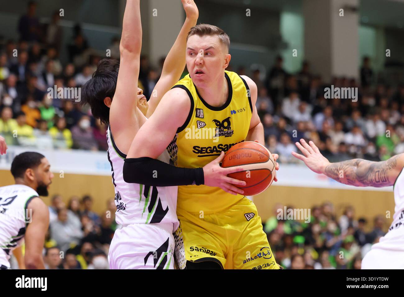 Josh Hawkinson (Sunrockers), OCTOBER 29, 2025 - Basketball : 2025-26 B ...
