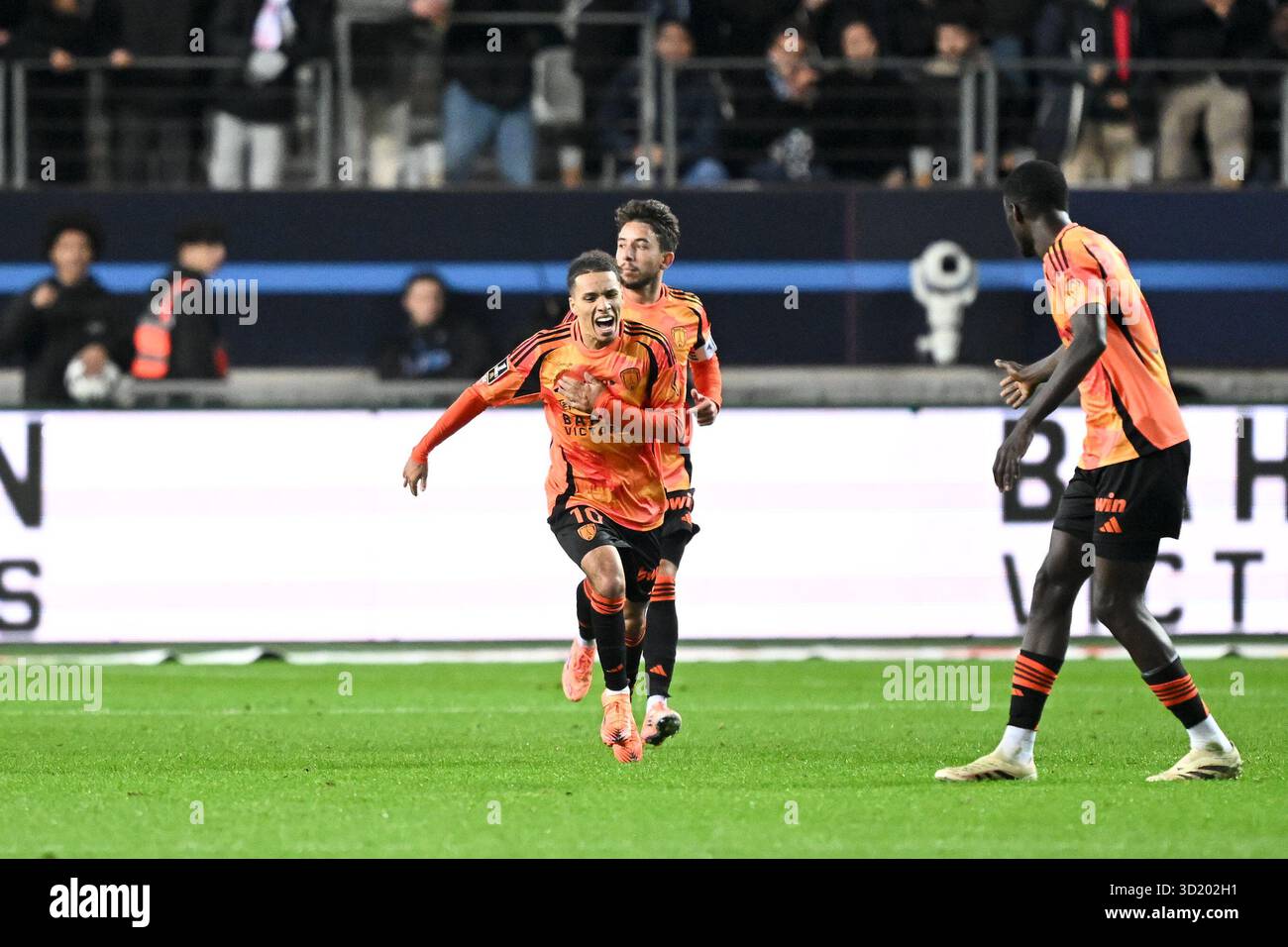 10 Ilan KEBBAL (pfc) during the Ligue 1 McDonald's match between Paris ...