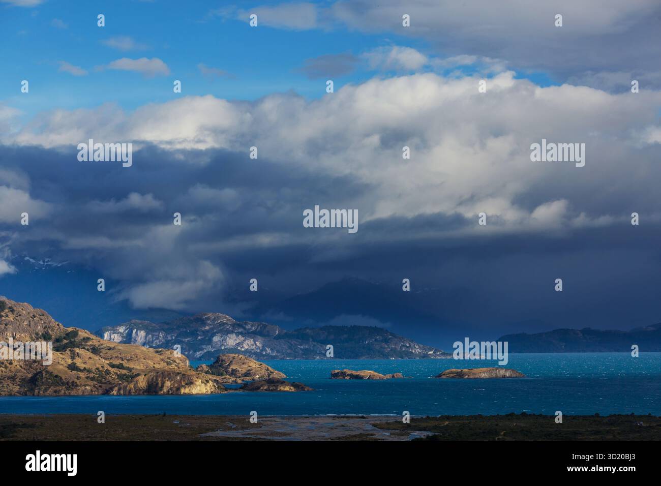 General Carrera Lake, Carretera Austral, Patagonia - Chile. Beautiful ...