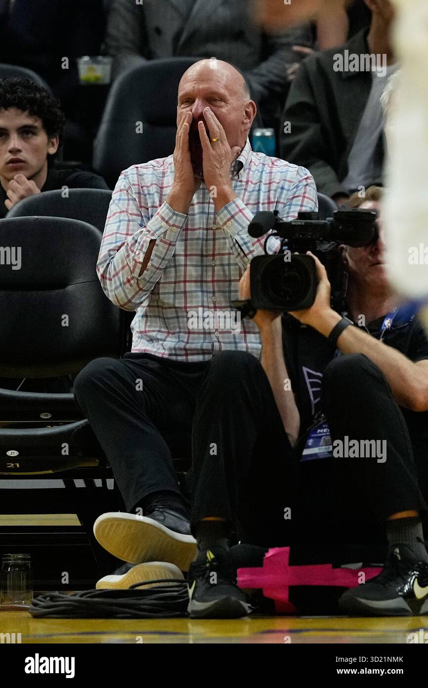 Los Angeles Clippers owner Steve Ballmer during an NBA basketball game ...