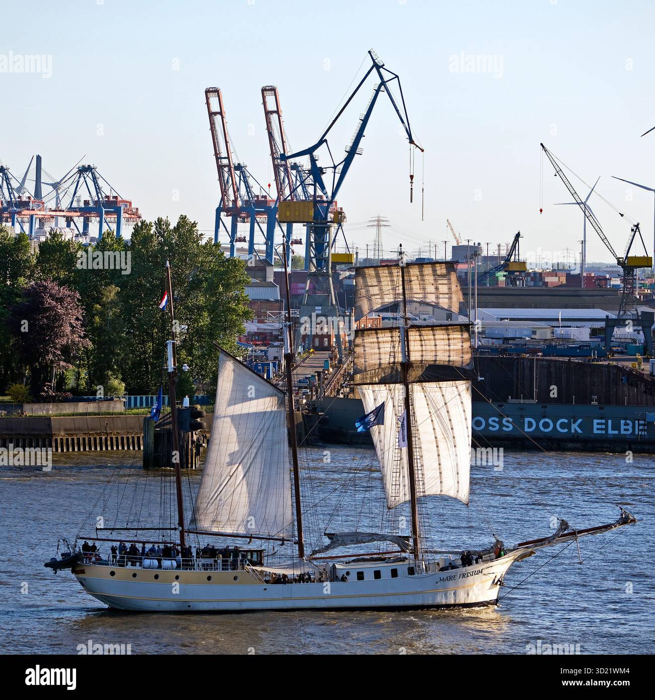 Mare Frisium, a three-masted, square-rigged sailing schooner, in front ...