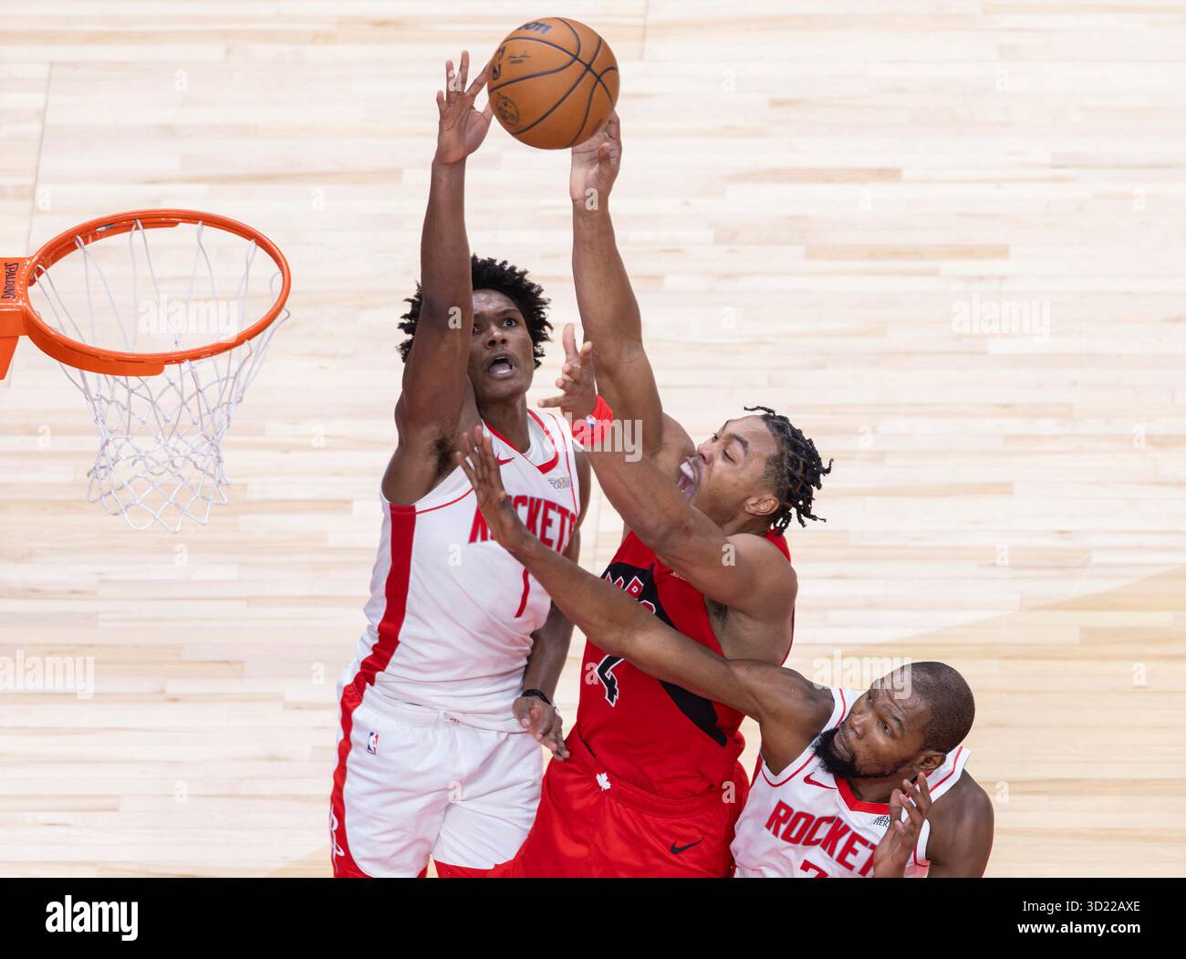 Toronto, Canada. 29th Oct, 2025. Scottie Barnes (C) of Toronto Raptors ...