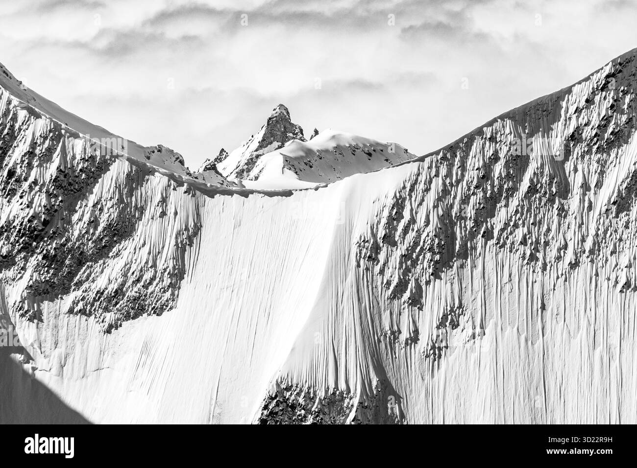 stunning high alpine mountain scenery from the alpine playground in ...