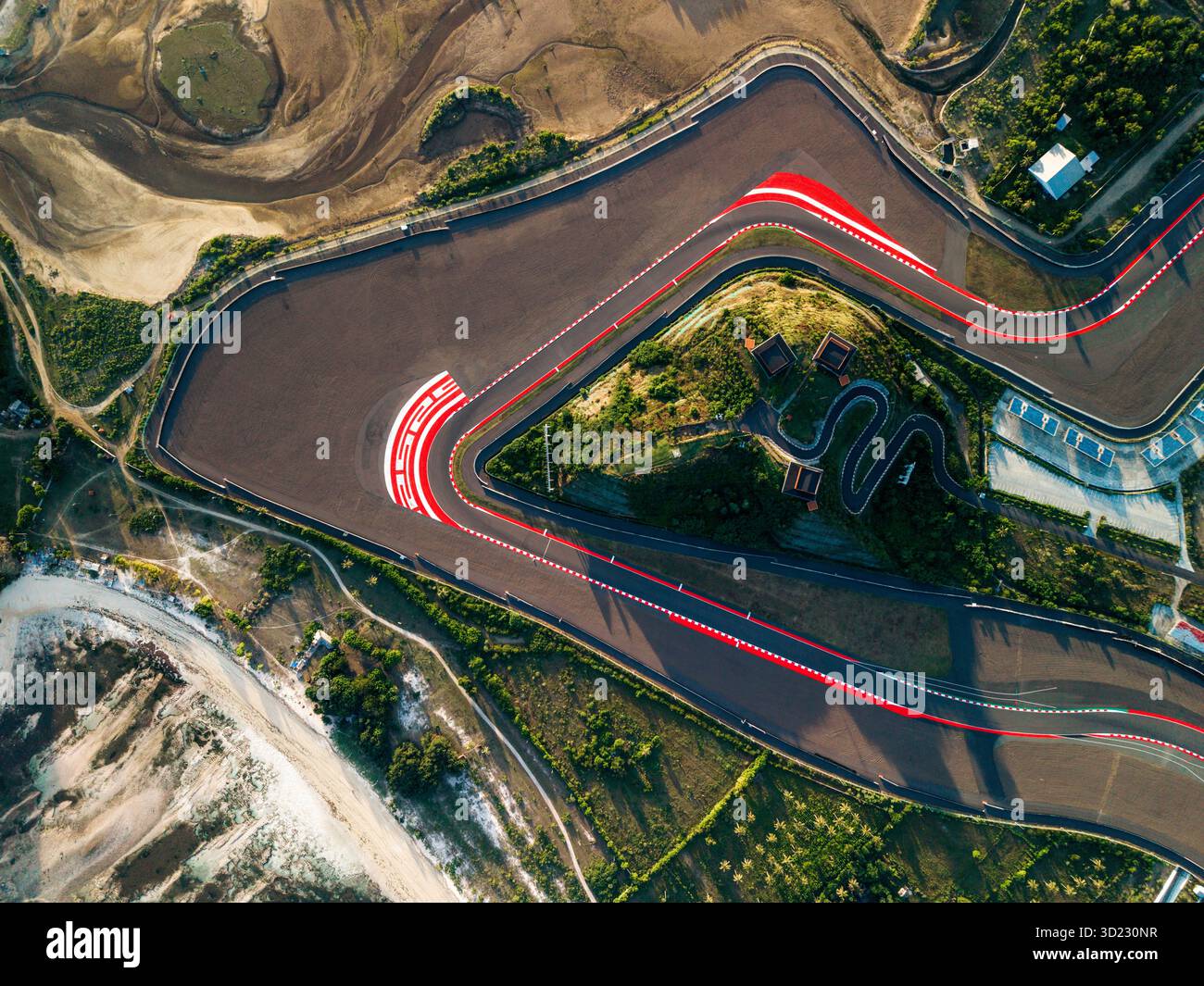 Aerial view winding racetrack hi-res stock photography and images - Alamy