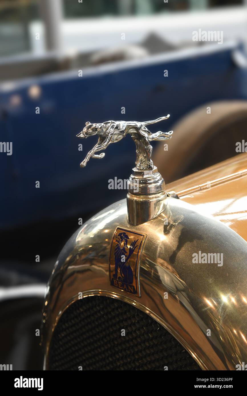 1926 bean grille hi-res stock photography and images - Alamy