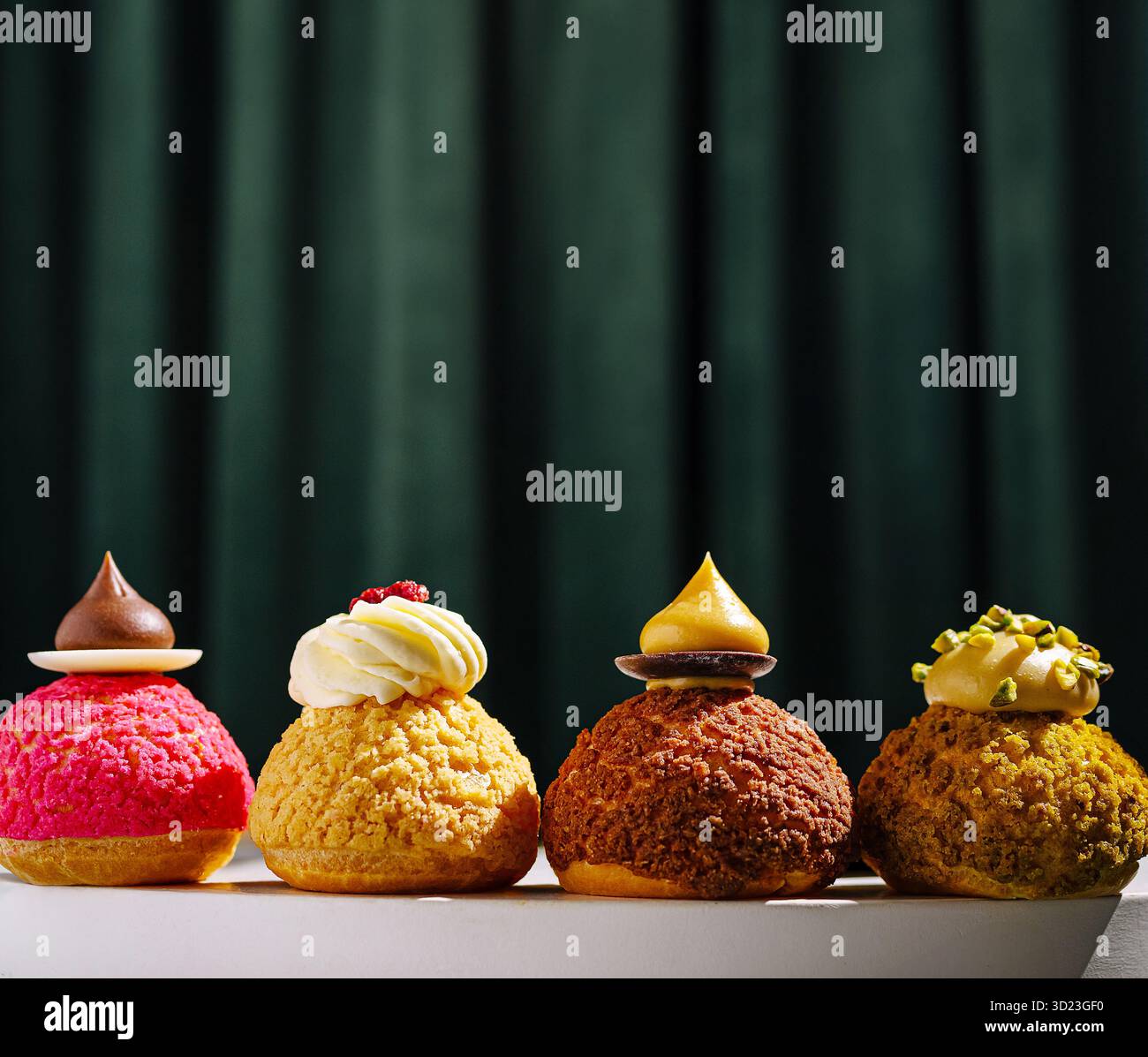 Bakery pastries table hi-res stock photography and images - Alamy