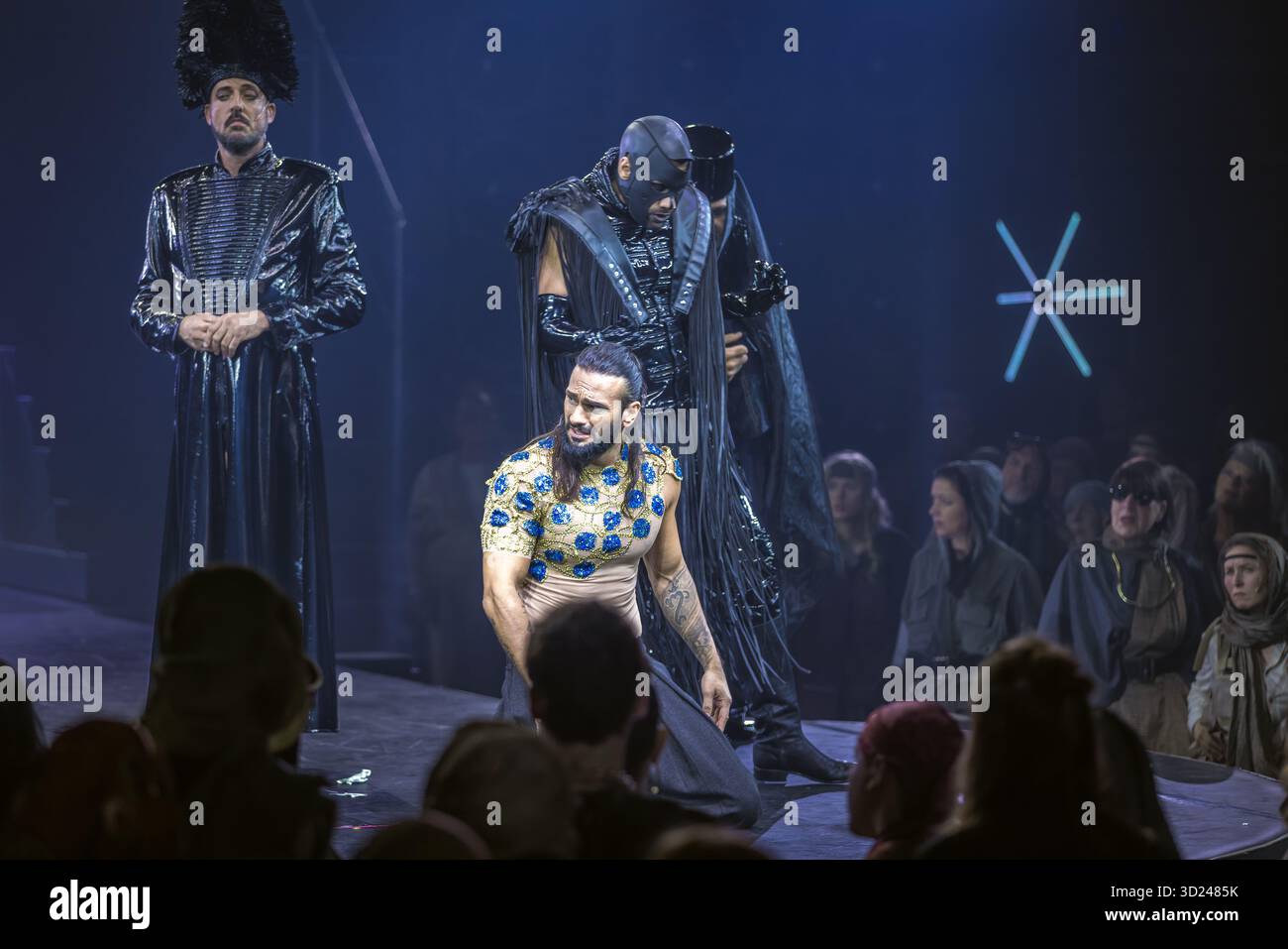 Dante saenz hi-res stock photography and images - Alamy