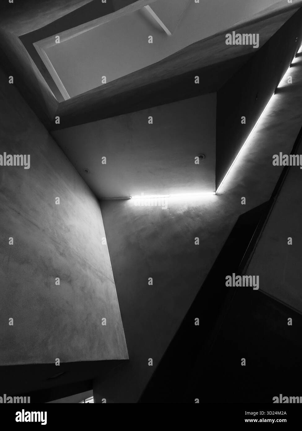 Drama walls Black and White Stock Photos & Images - Alamy