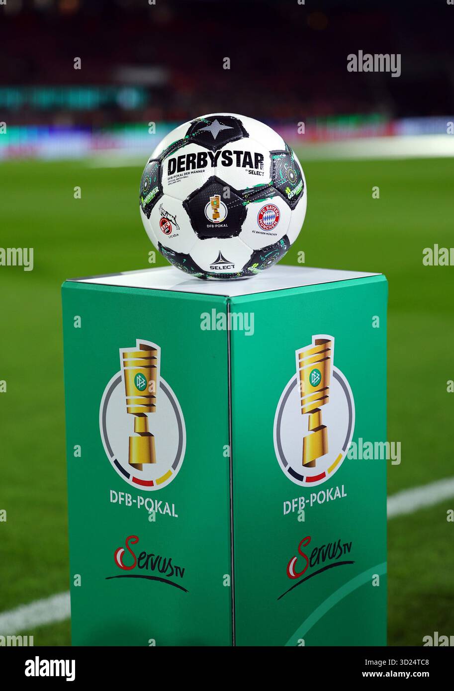 Match ball Derbystar with match pairing, sponsor Servus TV Cologne ...
