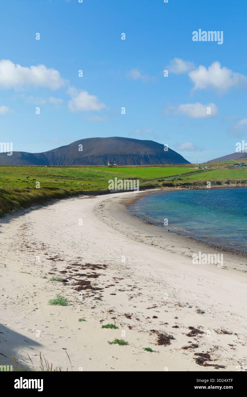 Sandy beach on Isle of Graemsay, Orkney Stock Photo - Alamy