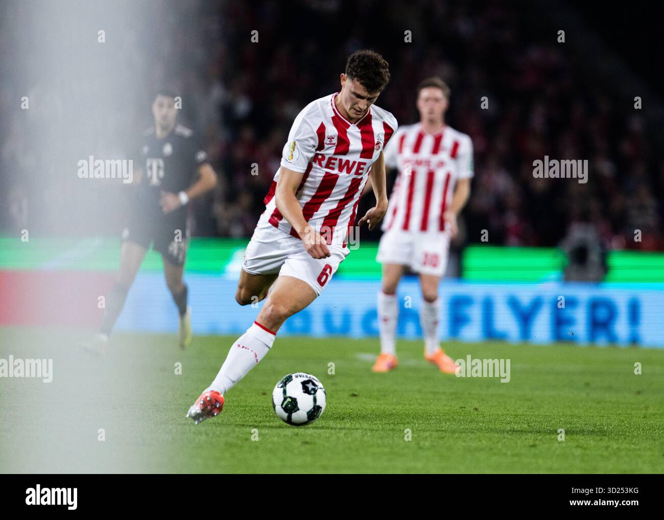 Koeln, RheinEnergieStadion, 29.10.2025: Eric Martel of Koeln runs with ...