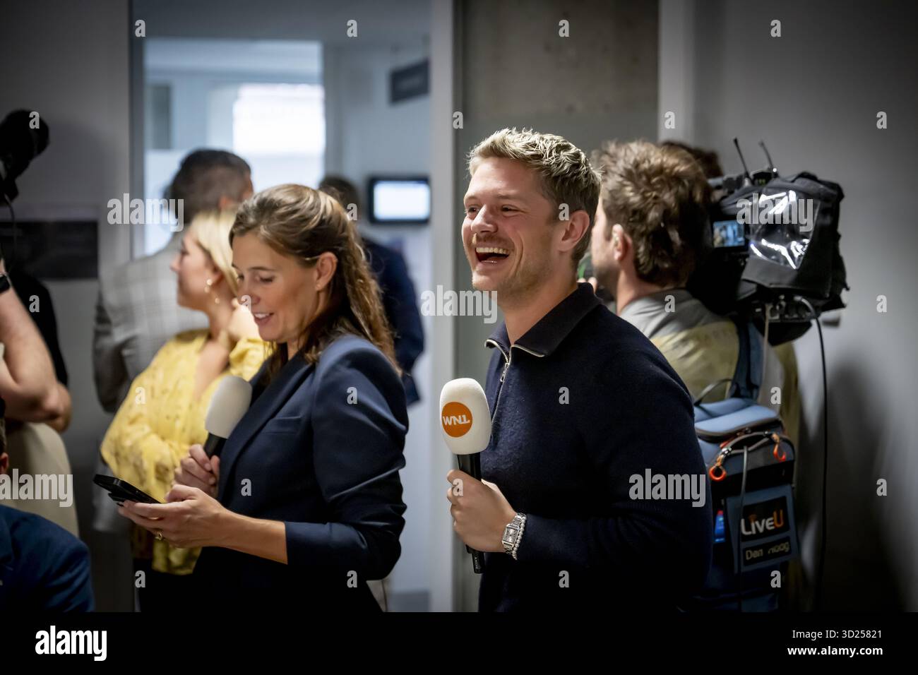 THE HAGUE - Wnl reporter Mats Akkerman ANP /HOLLANDSE HOOGTE /ROBIN ...