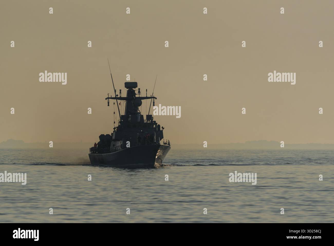 Missile patrol craft hi-res stock photography and images - Alamy