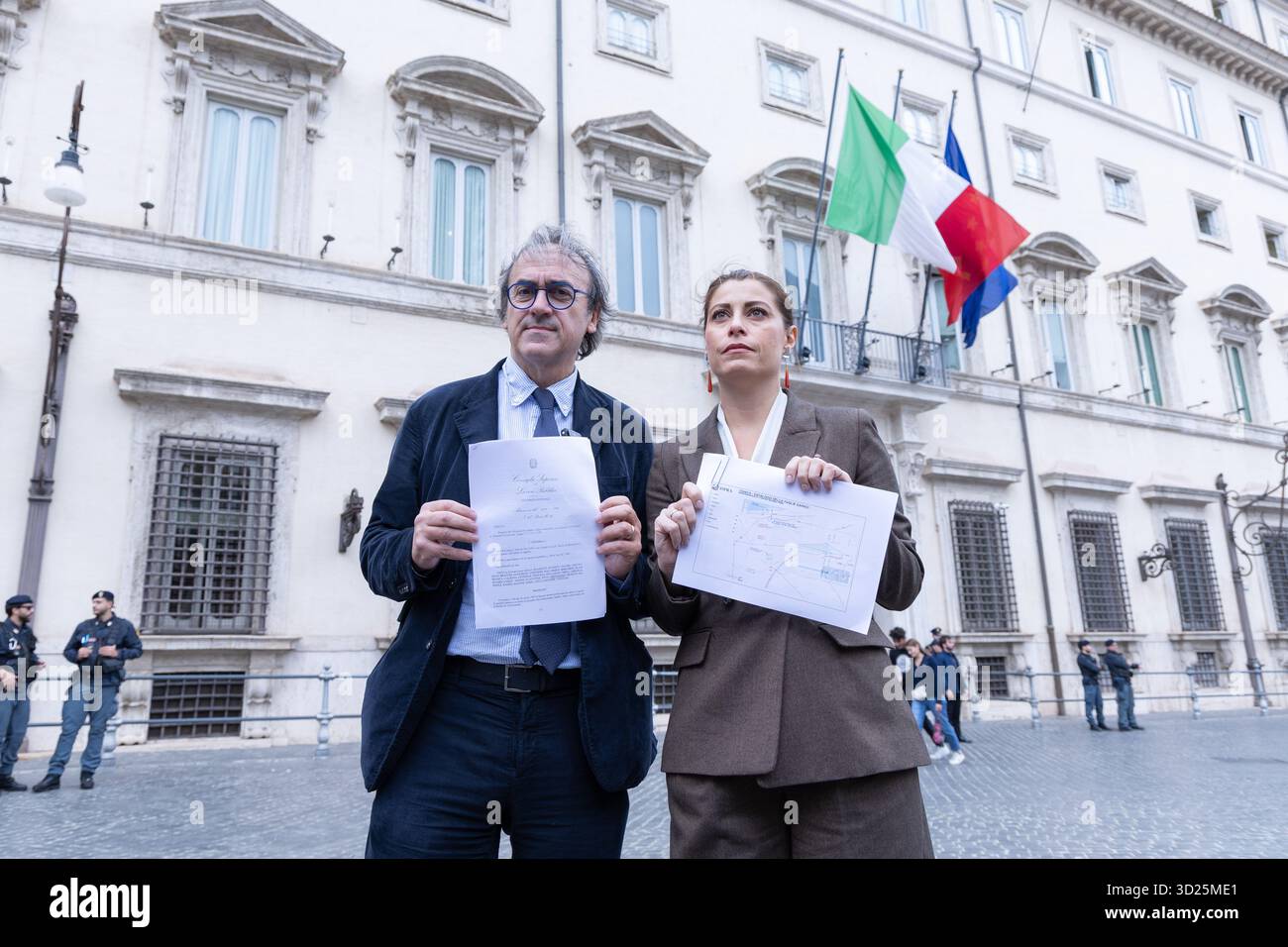 Angelo Bonelli and Elisabetta Piccolotti meet the press in front of ...
