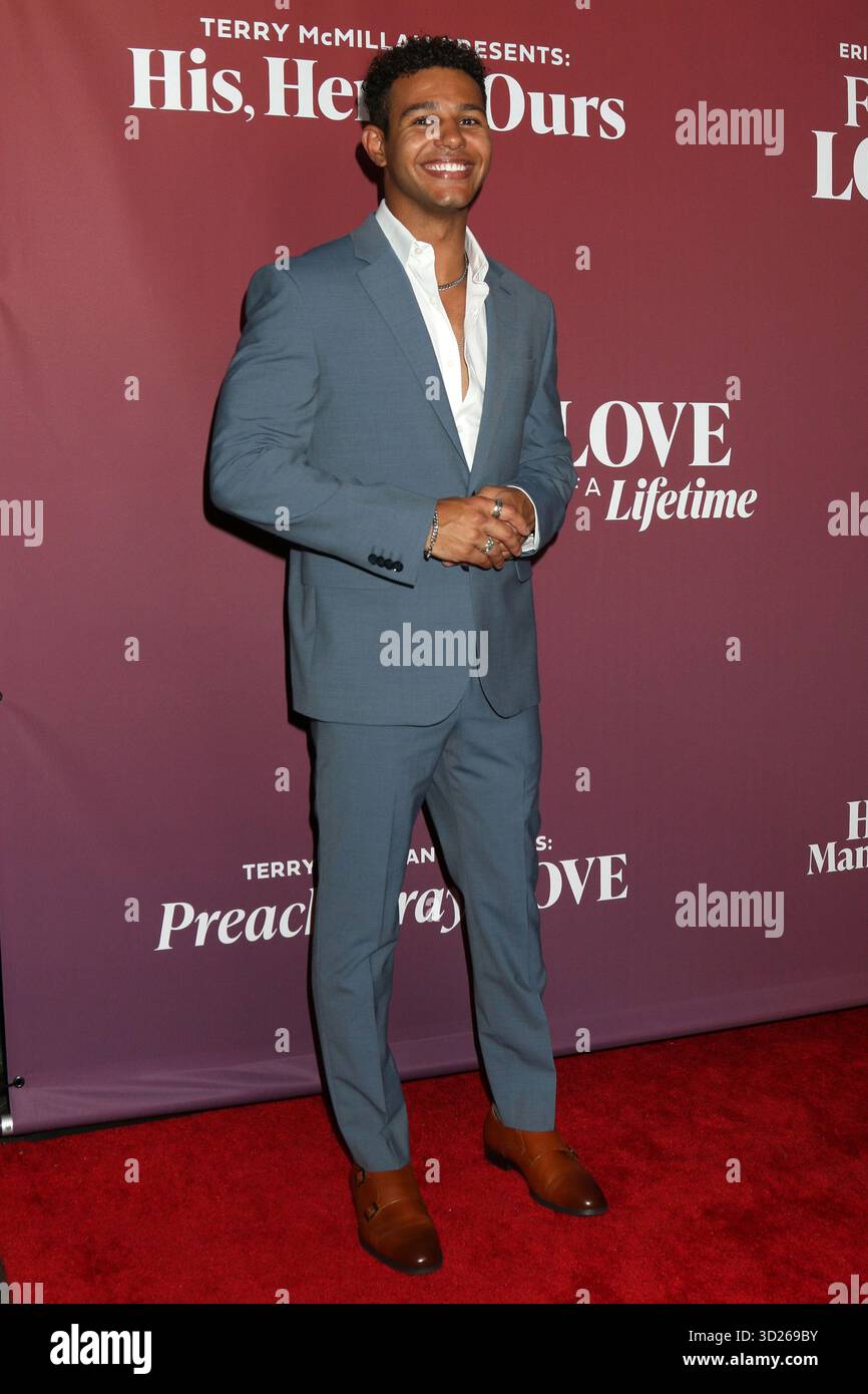 LOS ANGELES - OCT 28: Tyler Lofton at the Love Of A Lifetime Event at ...