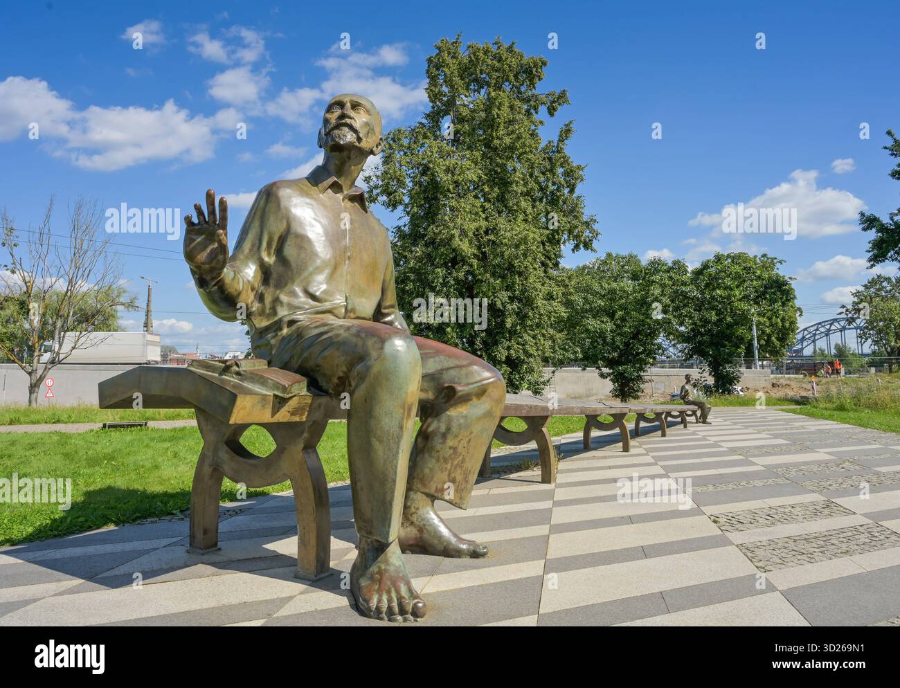 Skulptur Dichter Rainis, Riga, Lettland *** Sculpture Poet Rainis, Riga ...