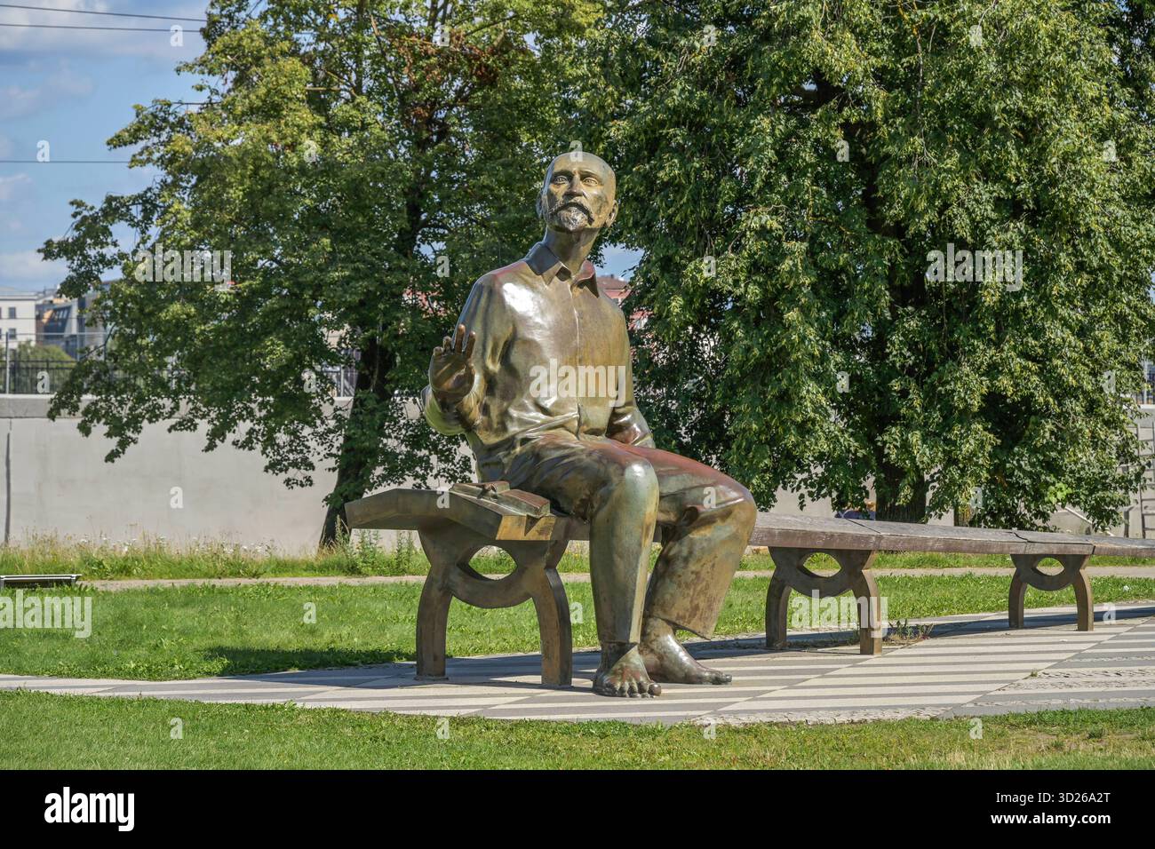 Skulptur Dichter Rainis, Riga, Lettland *** Sculpture Poet Rainis, Riga ...