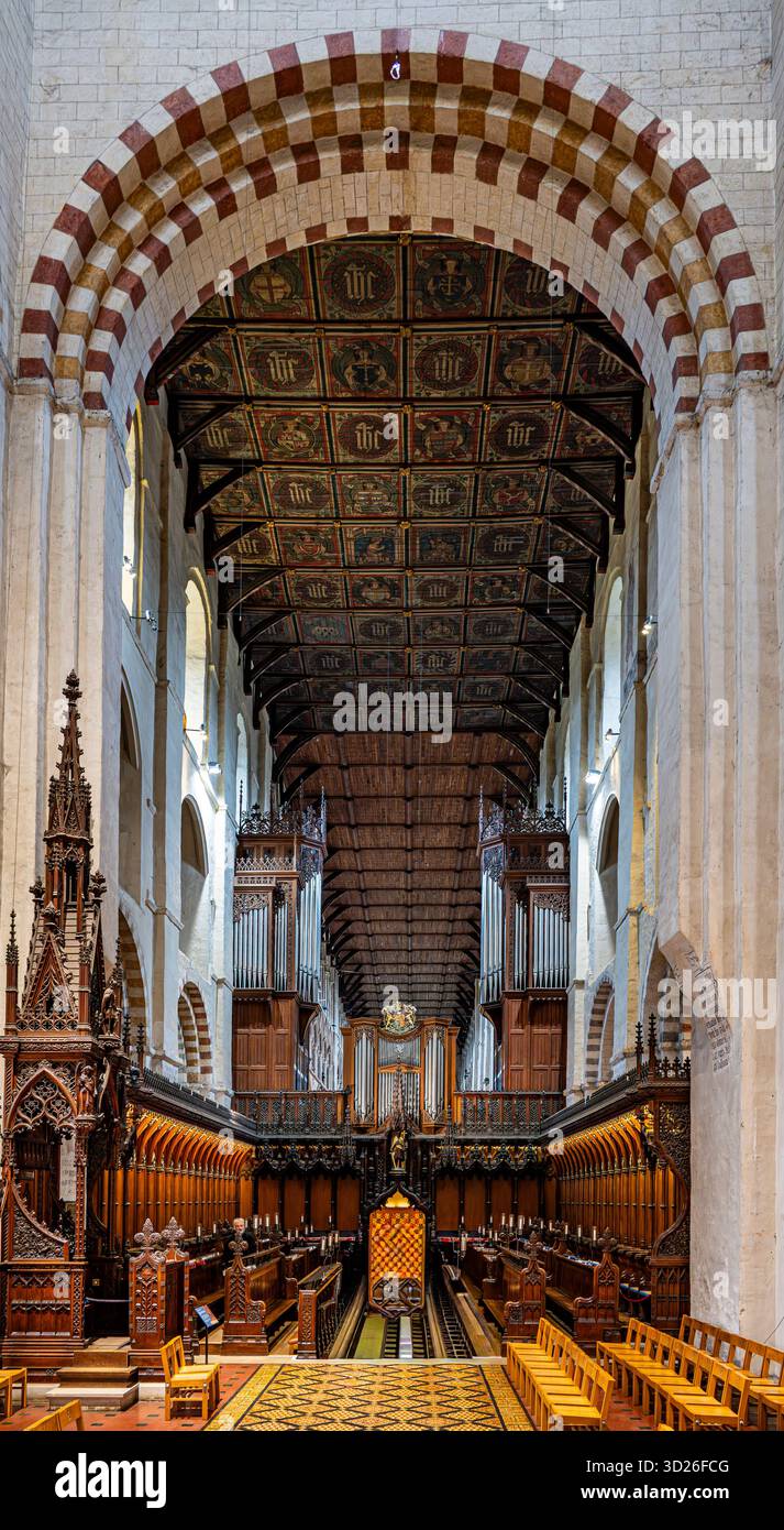 St albans cathedral pipe organ hi-res stock photography and images - Alamy